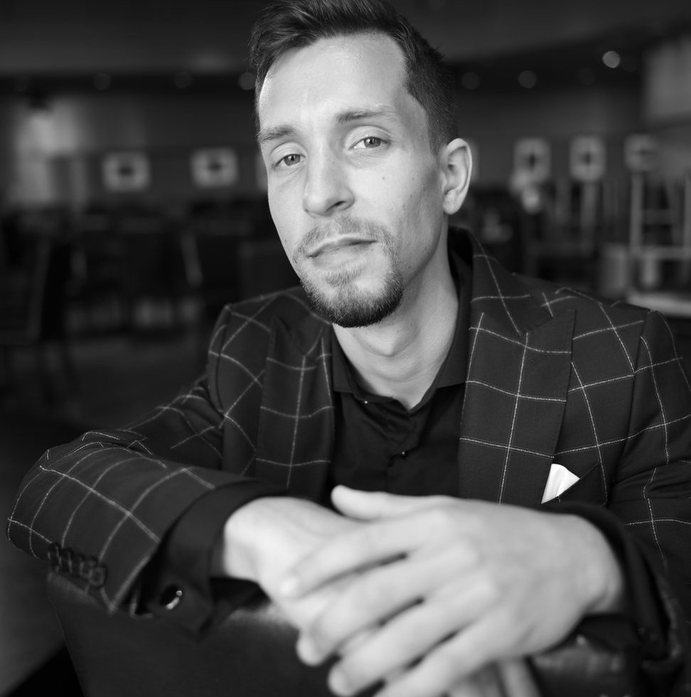 Thomas Linger I NYC Live Jazz Event | The Django NYC