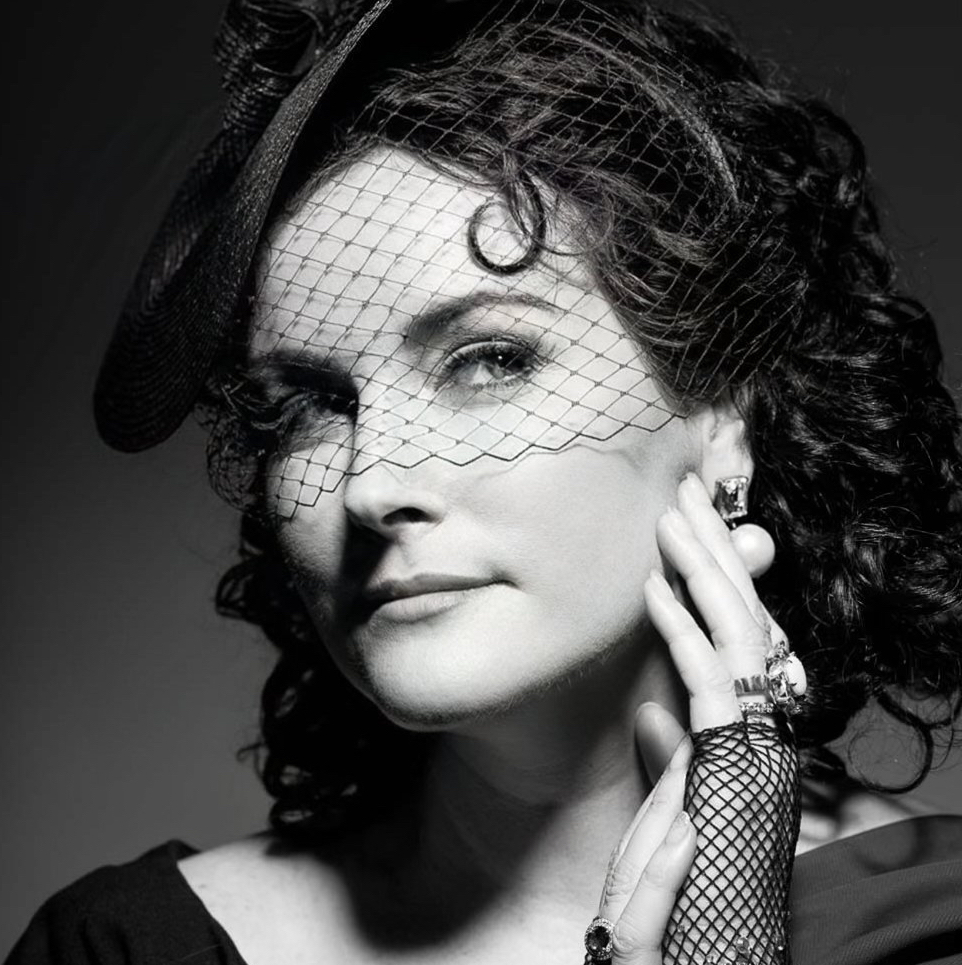 Valentine's Day with Lizzie Thomas I The Django Events I Roxy Hotel NYC